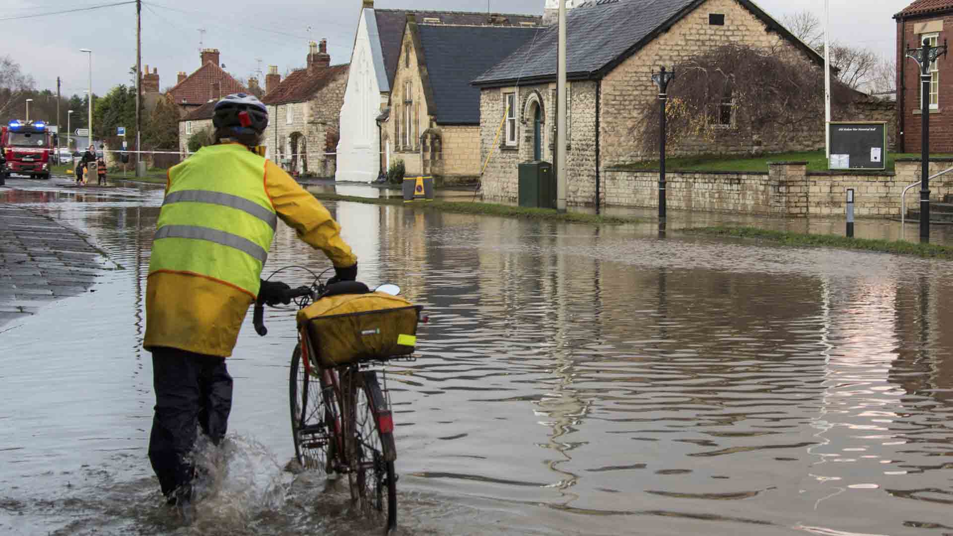 Over 100 dead as flash floods devastate eastern Congo - Egypt Ezine